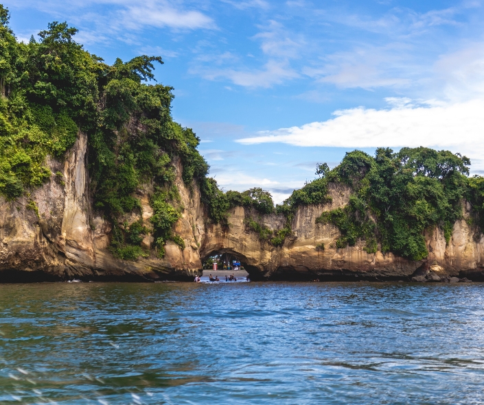 Playa Del Pacífico Sur Relacionada Del Caribe Al Pacífico: Costa